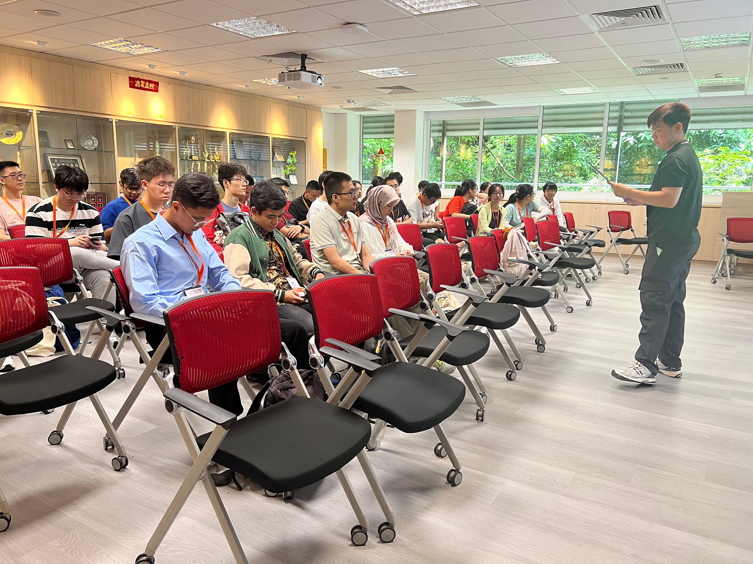 NUS Science Summer Institute 2025 - NUS Faculty of Science | NUS Faculty of Science